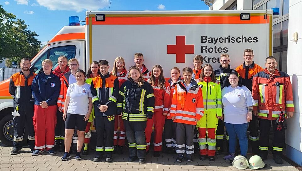 Eichstätt/Beilngries - 18 neue Sanitäterinnen und Sanitäter für die Bereitschaften und ...